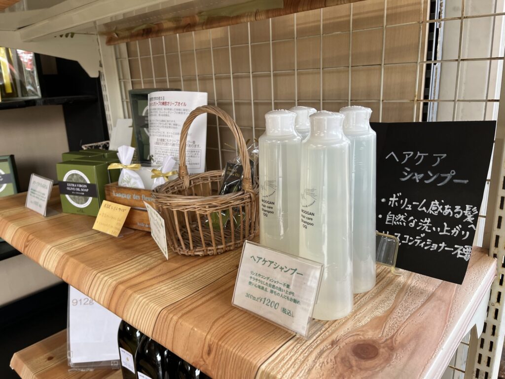 添加物も熱も一切加えずに作られる、新鮮搾りたてのオリーブオイル♪ 『フレッシュオリーブ』 | 地元をもっと知る！地域の情報ポータルサイト・JIMOTTO（ジモット）